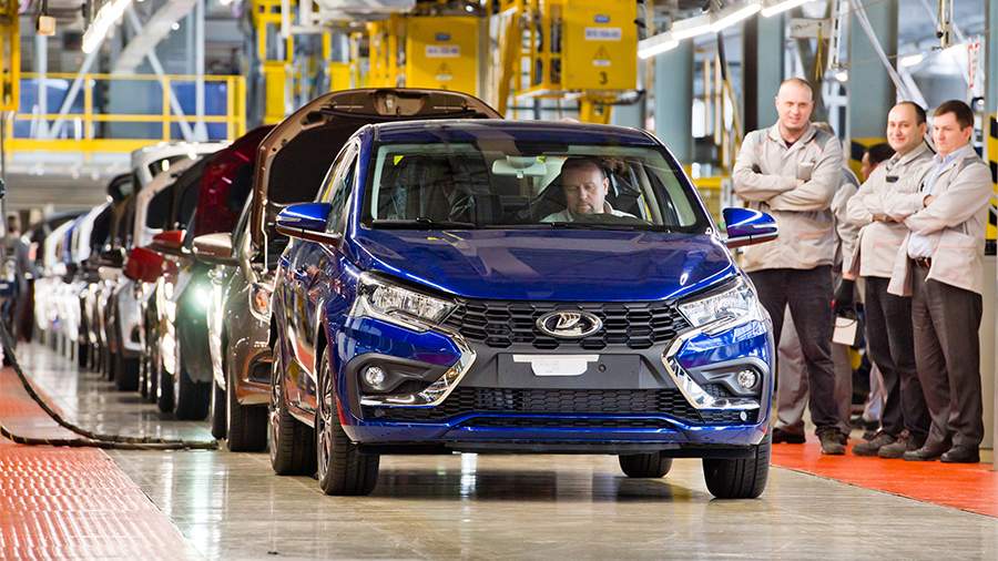 AvtoVAZ has started production of a new Lada Iskra model | Известия